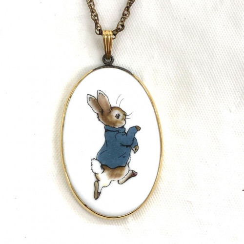 WEDGWOOD Peter Rabbit Necklace 50cm gold-plated chain and 4cm x 3cm ...