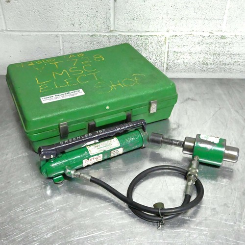 Greenlee 7646 Hydraulic Knockout Driver and Punch Set in OG Case | eBay