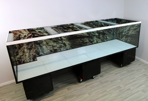 Large customer order aquarium with a samp tank and 3D printed backgrou ...
