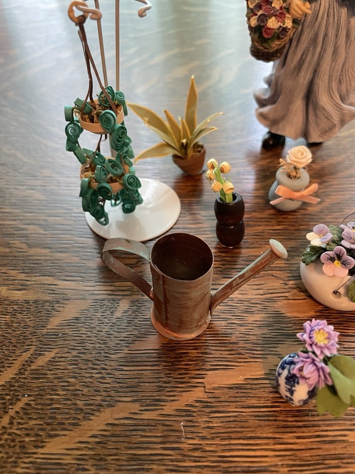 Dollhouse miniature lot 1:12 Flower Girl And Her Flower Garden wicker ...