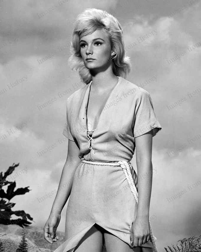 8x10 Print Yvette Mimieux The Time Machine 1960 Courtesy Mgm Tmb Ebay