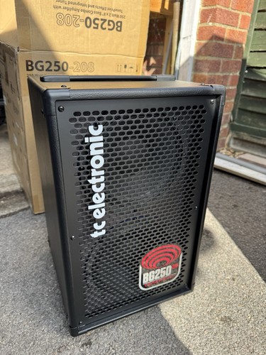 TC Electronic Bass Guitar Amplifier Combo BG208 .. 250 Watts!! , 2x 8 ...