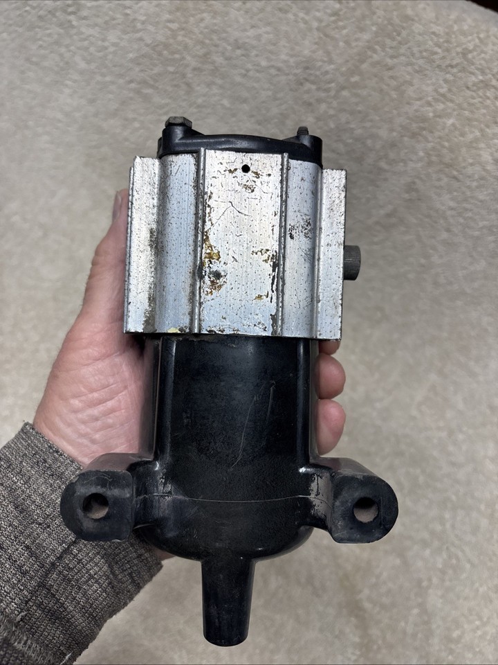 Vintage Ignition Coil Judson Electronic Magneto 1960's ? 12 or 6 Volt ...