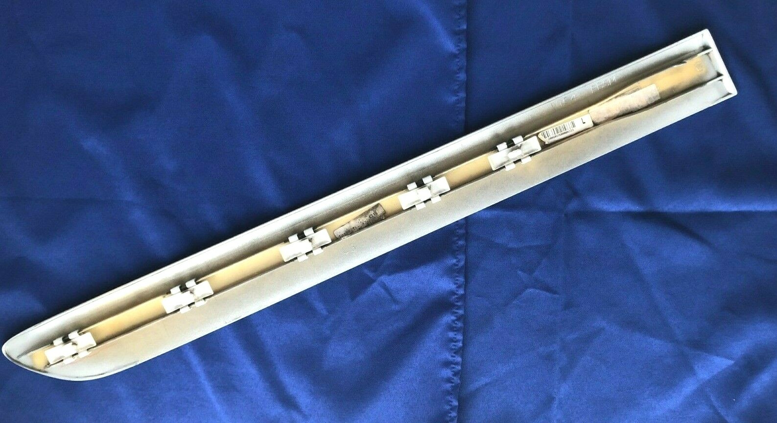 '06-09 Mercedes W251 R350 R500 Rear Left Door Molding Trim Panel ...