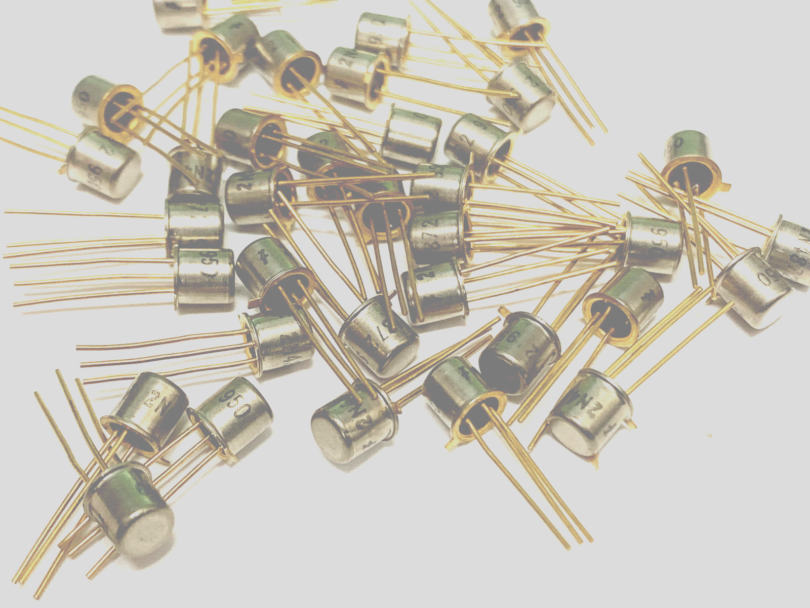 20 Pieces 2N4872 PNP transistor, Uce 12V, Ic = 50FREE Shipping within ...