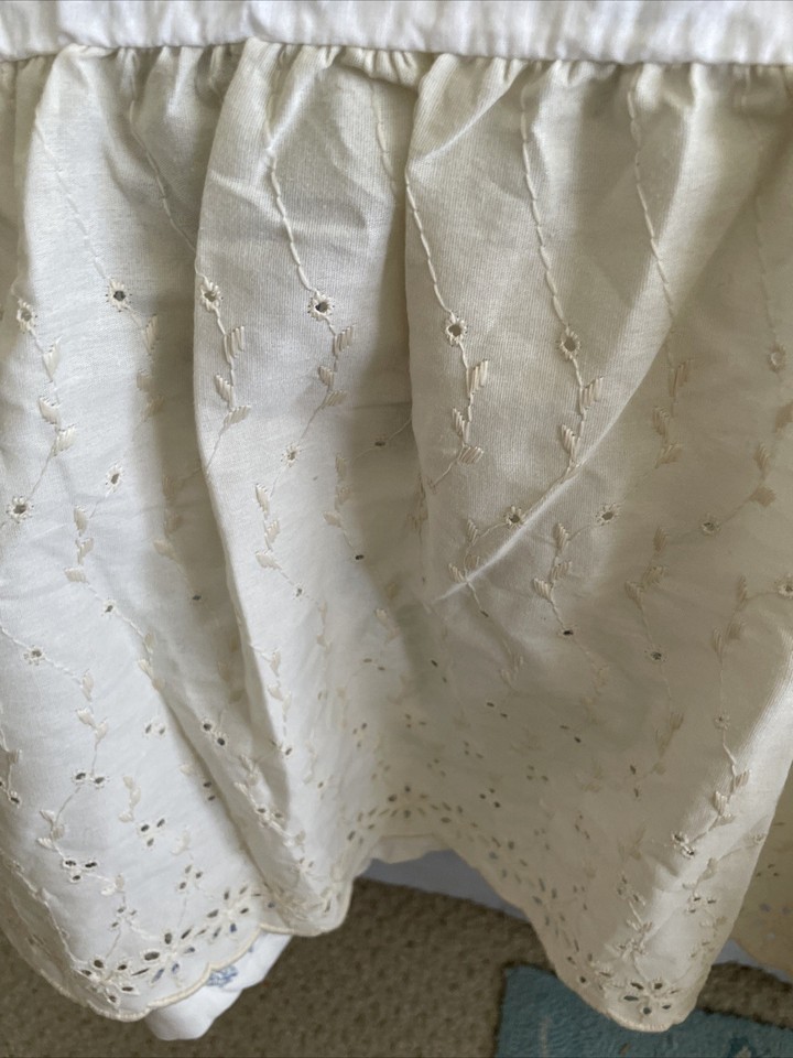 King Size Dust Ruffle Bed Skirt Ivory Beige Eyelet Trim Made In USA 13 ...