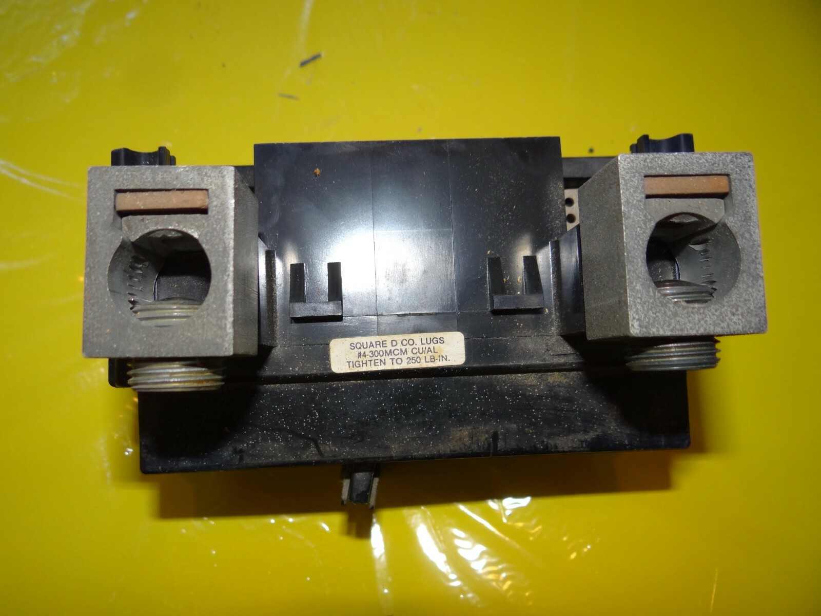 Square D 2 Pole 200amp Main Circuit Breaker QOM2200 for sale online | eBay