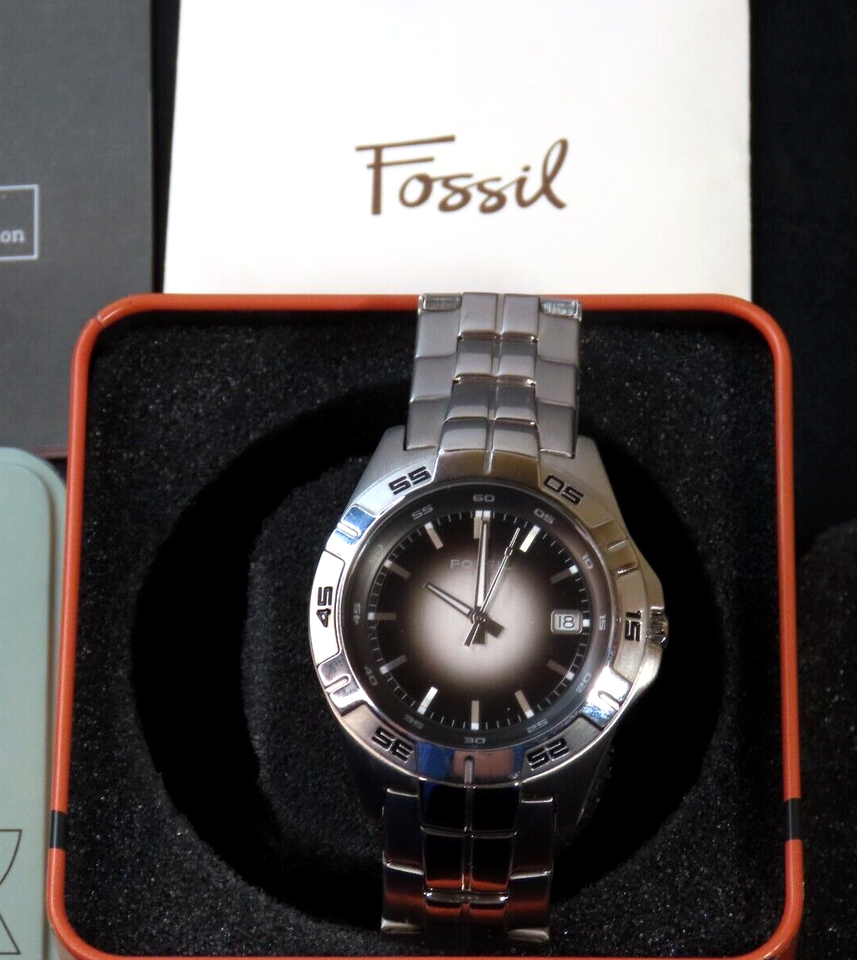 Fossil Men's AM 3997 Gradient Gray Black Watch with Date | eBay