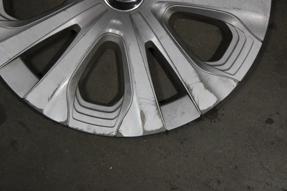 19 20 21 22 Toyota Prius OEM Wheel Cover Hubcap 15" 4260247250 ...