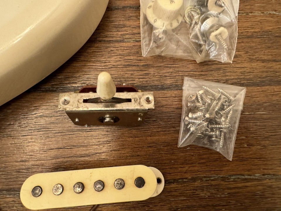 VINTAGE 1989 MIK Fender Squier II Stratocaster BUILD KIT | eBay