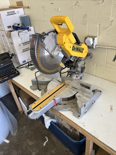 Dewalt dw718 12" sliding compound miter saw (FFEB-07-033) | eBay