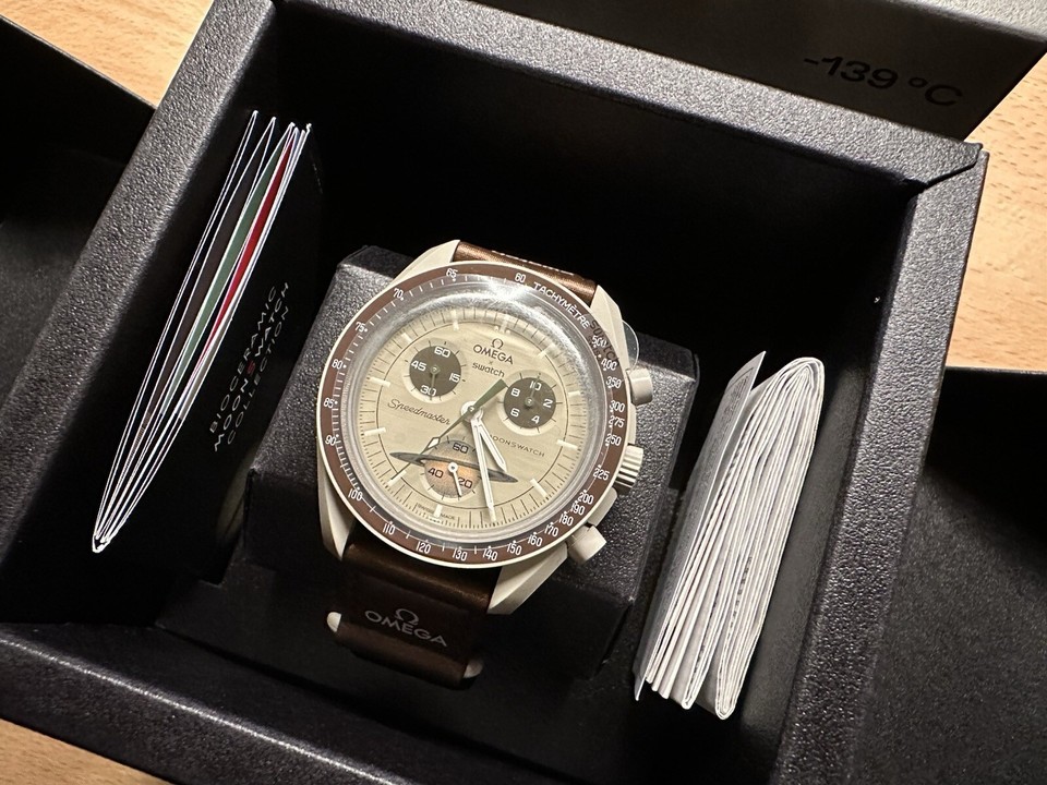Omega x Swatch Bioceramic MoonSwatch~Mission To Saturn~SO33B700 Brand ...