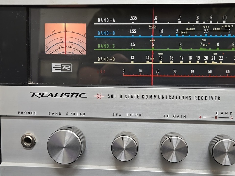 Realistic DX-150A Radio Shack AC/DC Solid State Communications ...