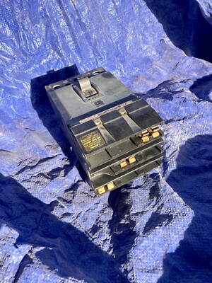 Circuit Breakers - Und Lab Inc