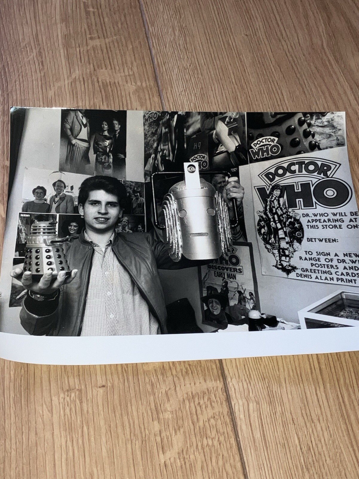 Doctor Dr Who fan - rare original 1983 press photograph. Tom Baker ...