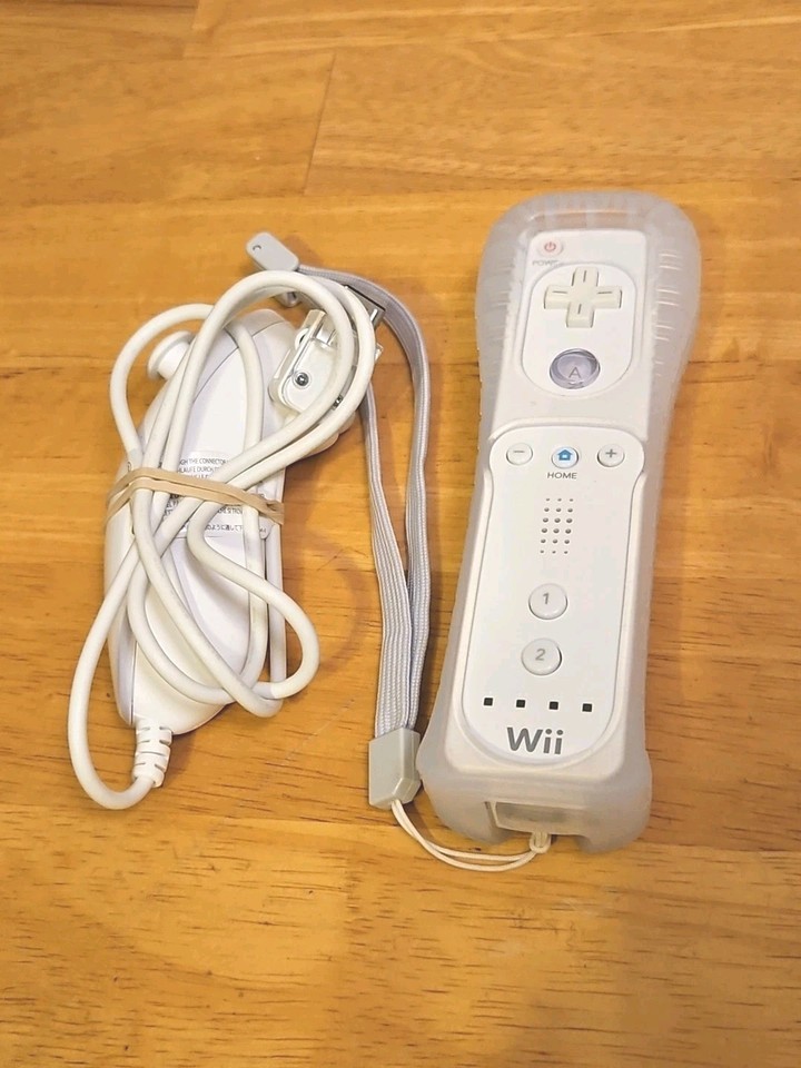 Nintendo Wii RVL-001 USA Console, Wii Fit Board, 7 Games And ...