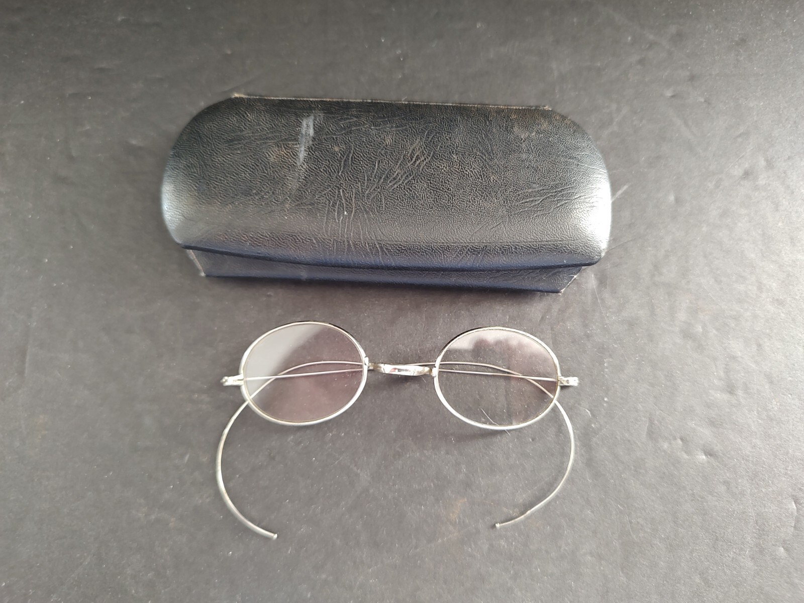 Vintage Eyeglasses Classic Round Lens Frame With Case - Gem