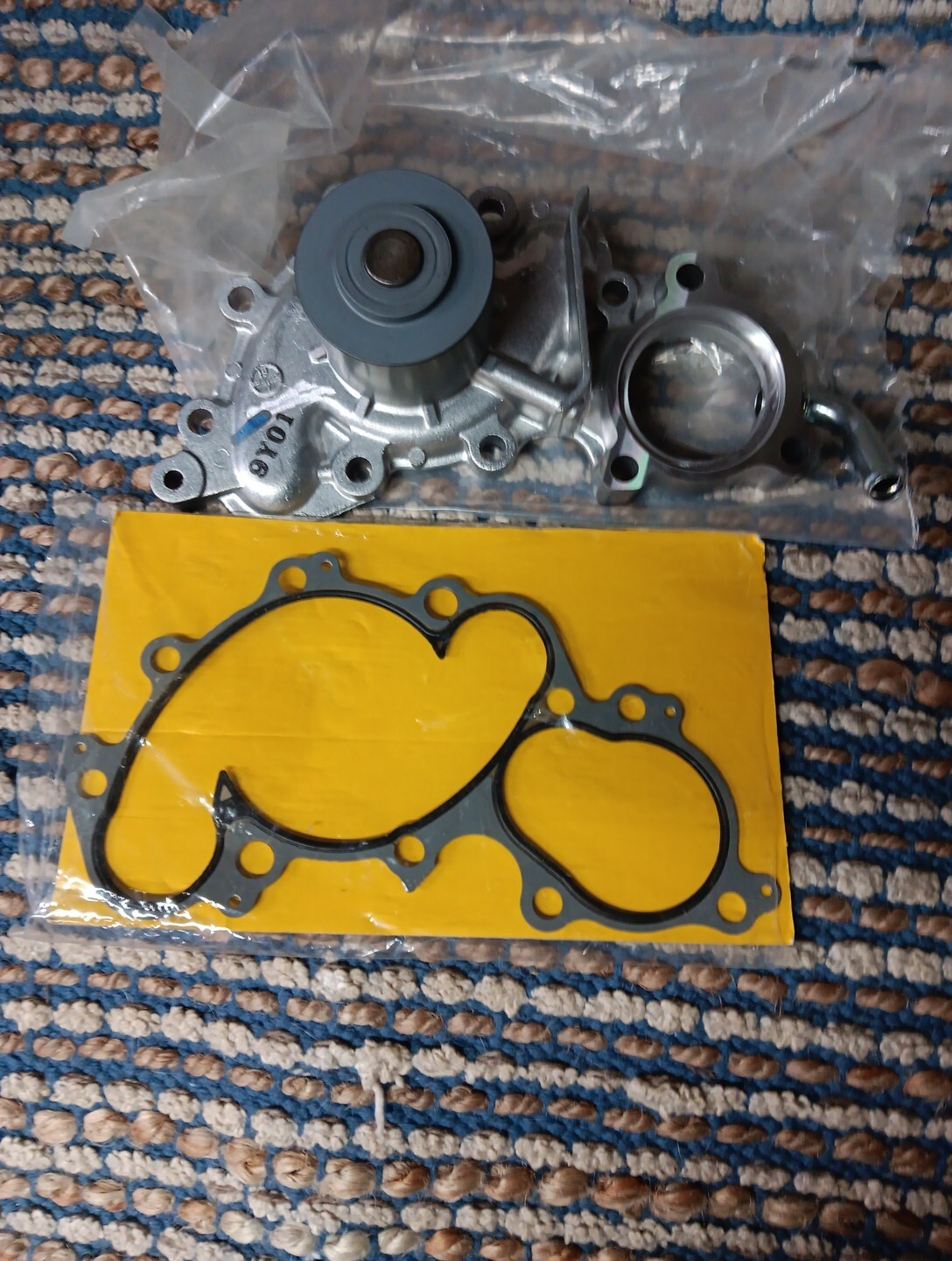 Engine Water Pump-RWD, Auto Trans, Eng Code: 5VZFE Aisin WPT-048 for ...