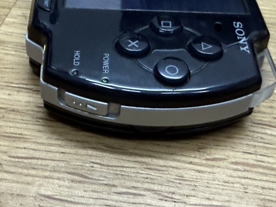 Sony PSP-2001 PlayStation Portable Console Powers On - Some Buttons Don ...