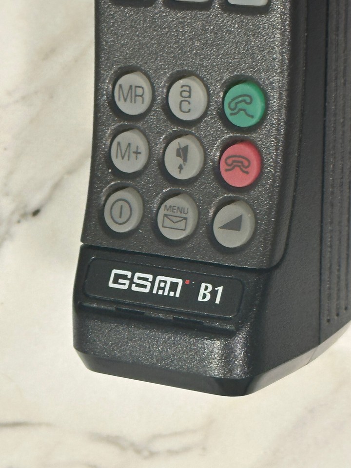 Vintage Cartel GSM B1 Bosch motorola 3200 Hong-Kong Telecom CSL 1993 ...