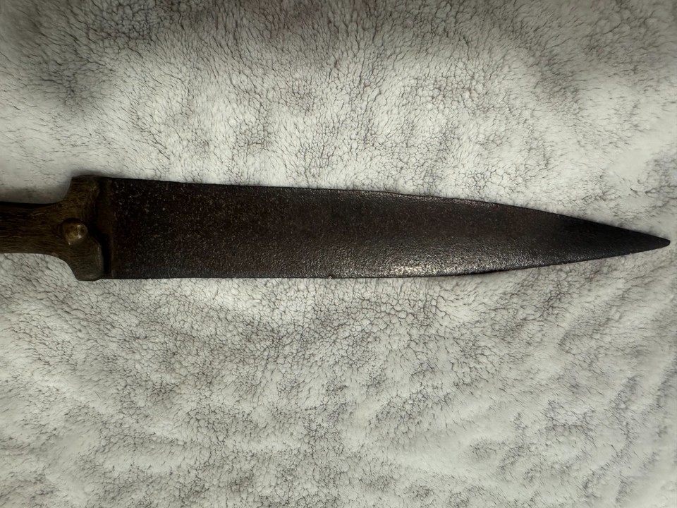 !9th Century Trade Era Dag Knife, Dag, Indian Wars, Indian dagger ...