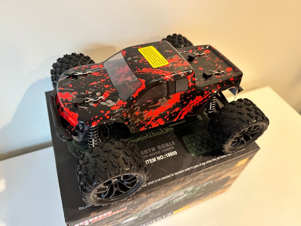 Bundle of 2 Cars, HAIBOXING 1:18 Scale RC Car 18859, 4WD BLUE and RED ...