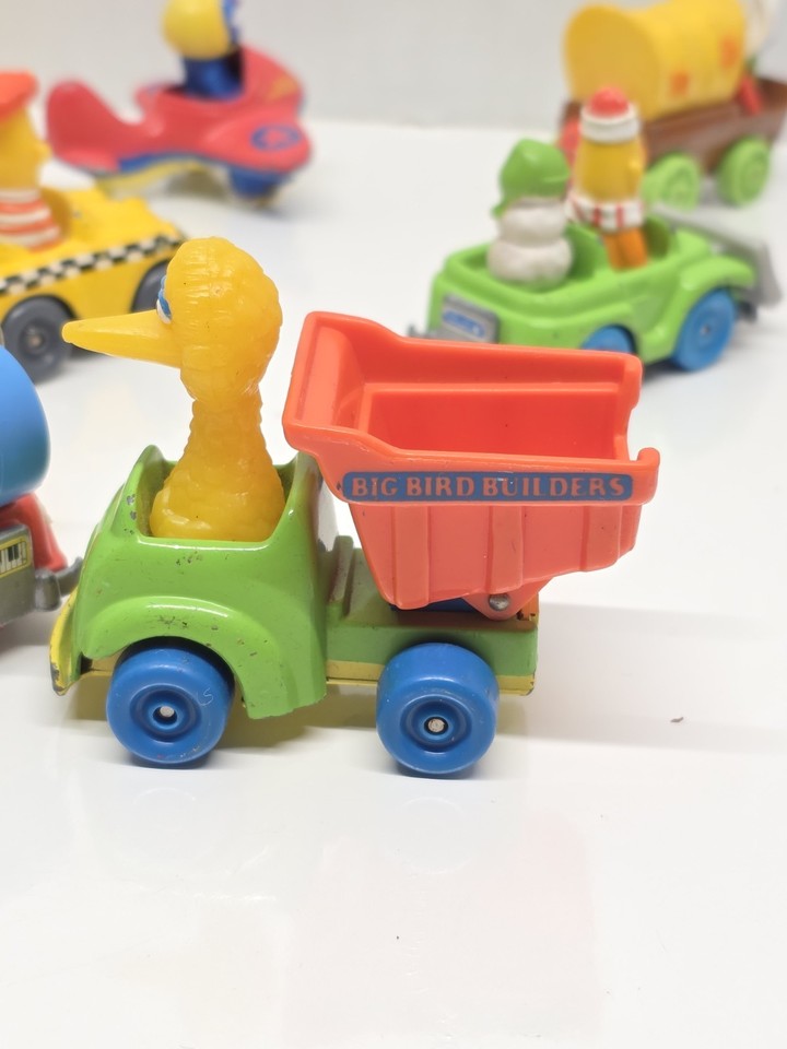 1981 SESAME STREET DIE CAST CARS Big Bird Cookie Monster Oscar ...
