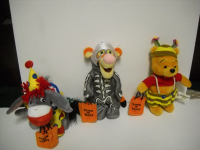 Disney World Halloween Tigger Skeleton Eeyore Clown Pooh Bee Bean Bag ...
