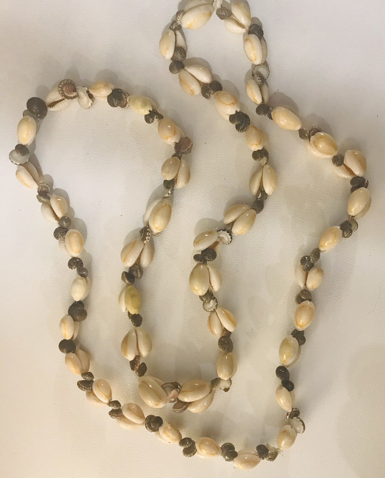Shell Necklace 36" Hawaiian Vintage VISCO Lei Fertility Cowrie Snail ...