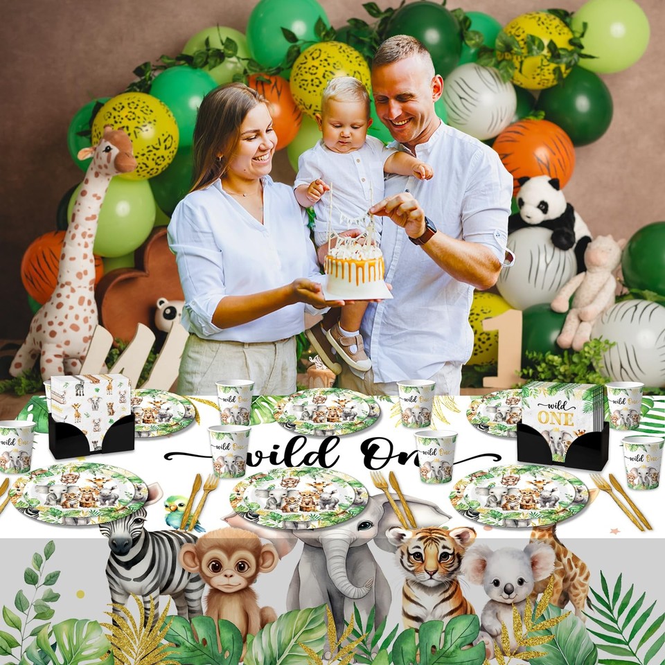 Wild Birthday Decorations Safari Birthday Decorations with Wild Plates ...