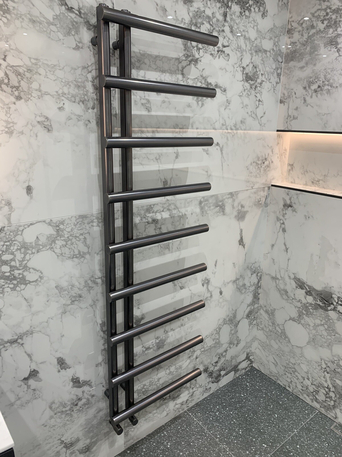 Harlem towel warmer radiator Gun Metal 500x1580mm 1251BTU’s | eBay