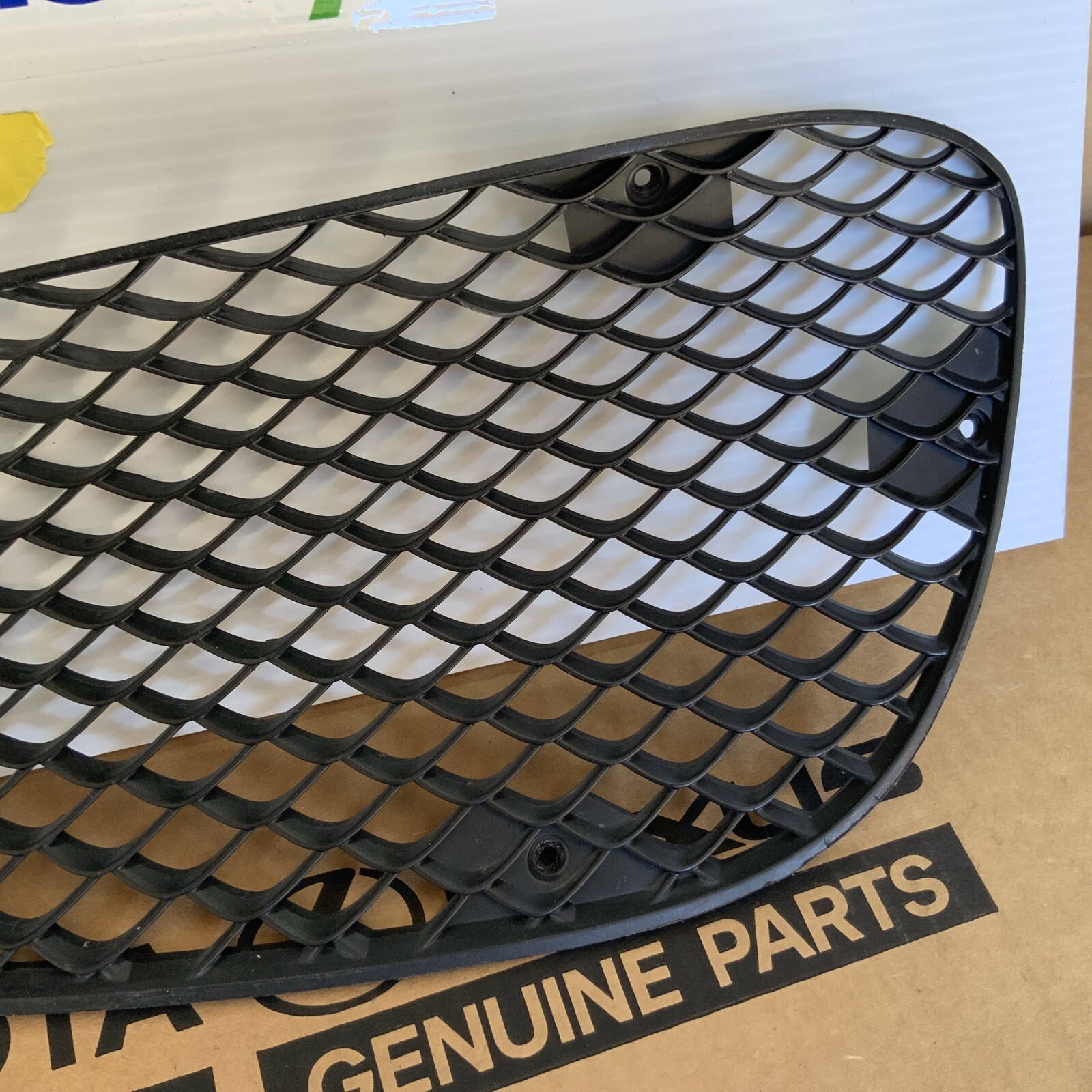 2014-2016 MERCEDES BENZ E250 RIGHT SIDE FRONT OUTER GRILLE A2128850623 ...