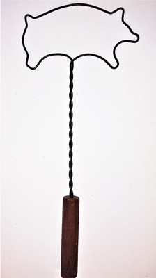 Primitives - Rug Carpet Beater