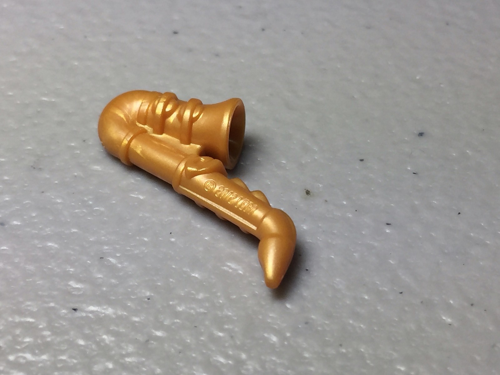 NEW LEGO PEARL GOLD SAXOPHONE MINIFIGURE UTENSIL INSTRUMENT AUTHENTIC ...