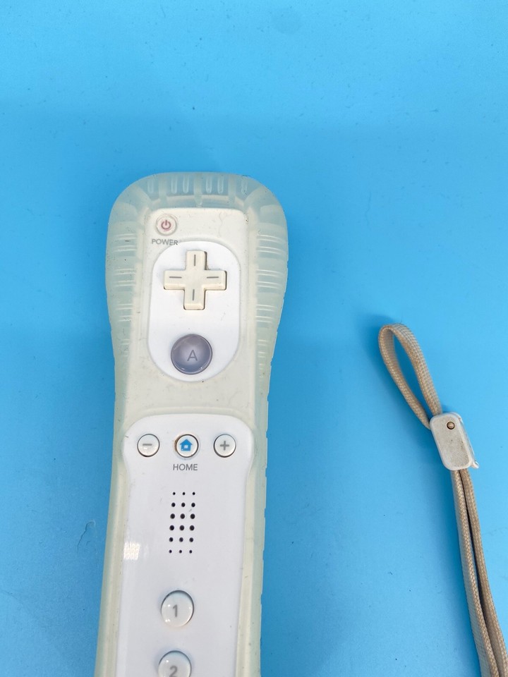 Official Nintendo Wii Controller Silicone Remote Wiimote White RVL-003 ...