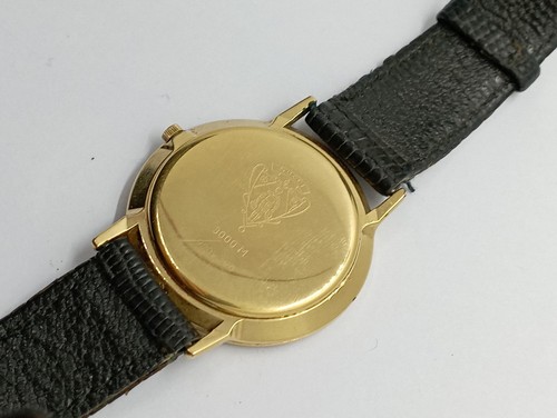 VINTAGE Gucci 3000M Black Cal. ETA 978.002 WORKING WELL Swiss Gold ...