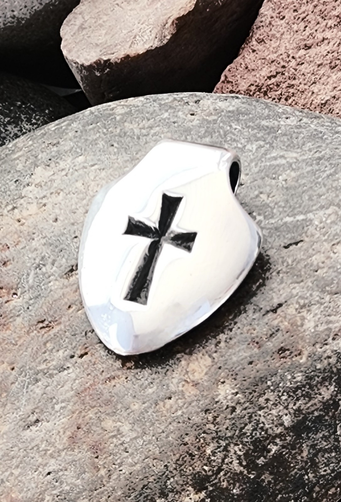 Retired James Avery Shield Of Faith Cross Center Pend… - Gem