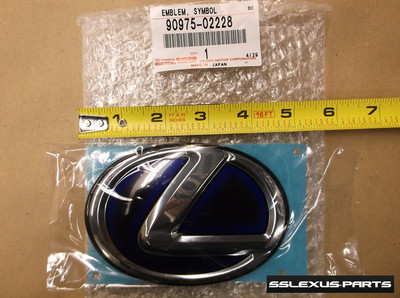 Lexus CT200H (2011-2017) OEM Rear "L" LOGO TRUNK EMBLEM In Blue 90975 ...
