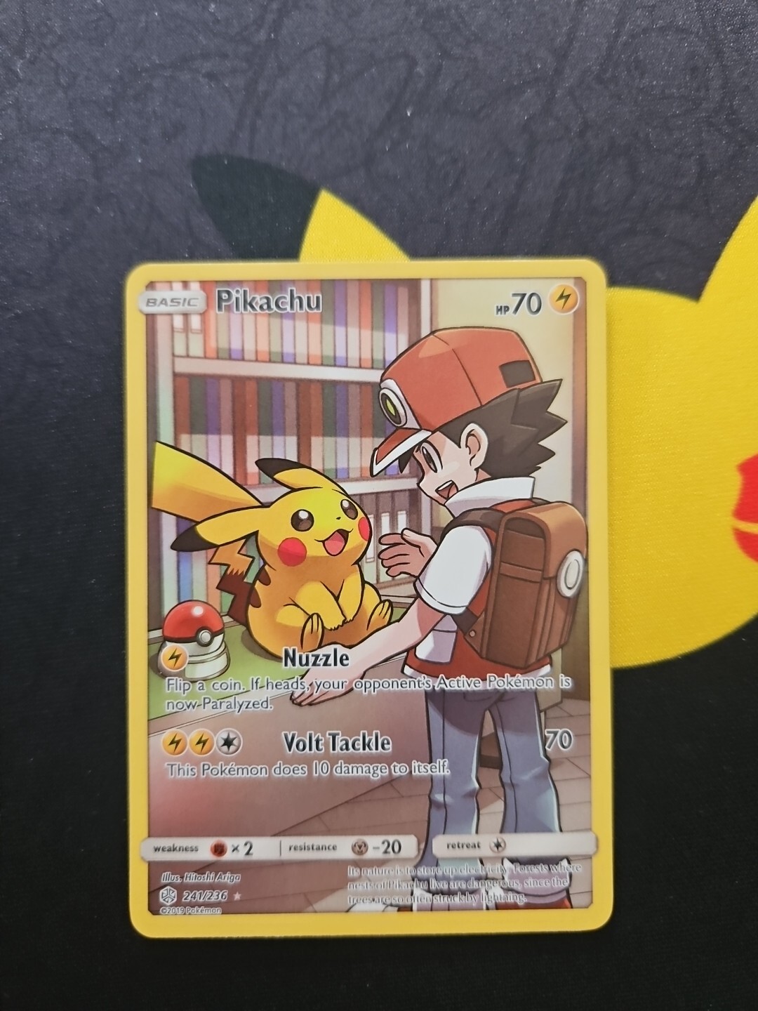 Pokémon TCG Pikachu Sun & Moon - Cosmic Eclipse 241/236 Holo Secret ...