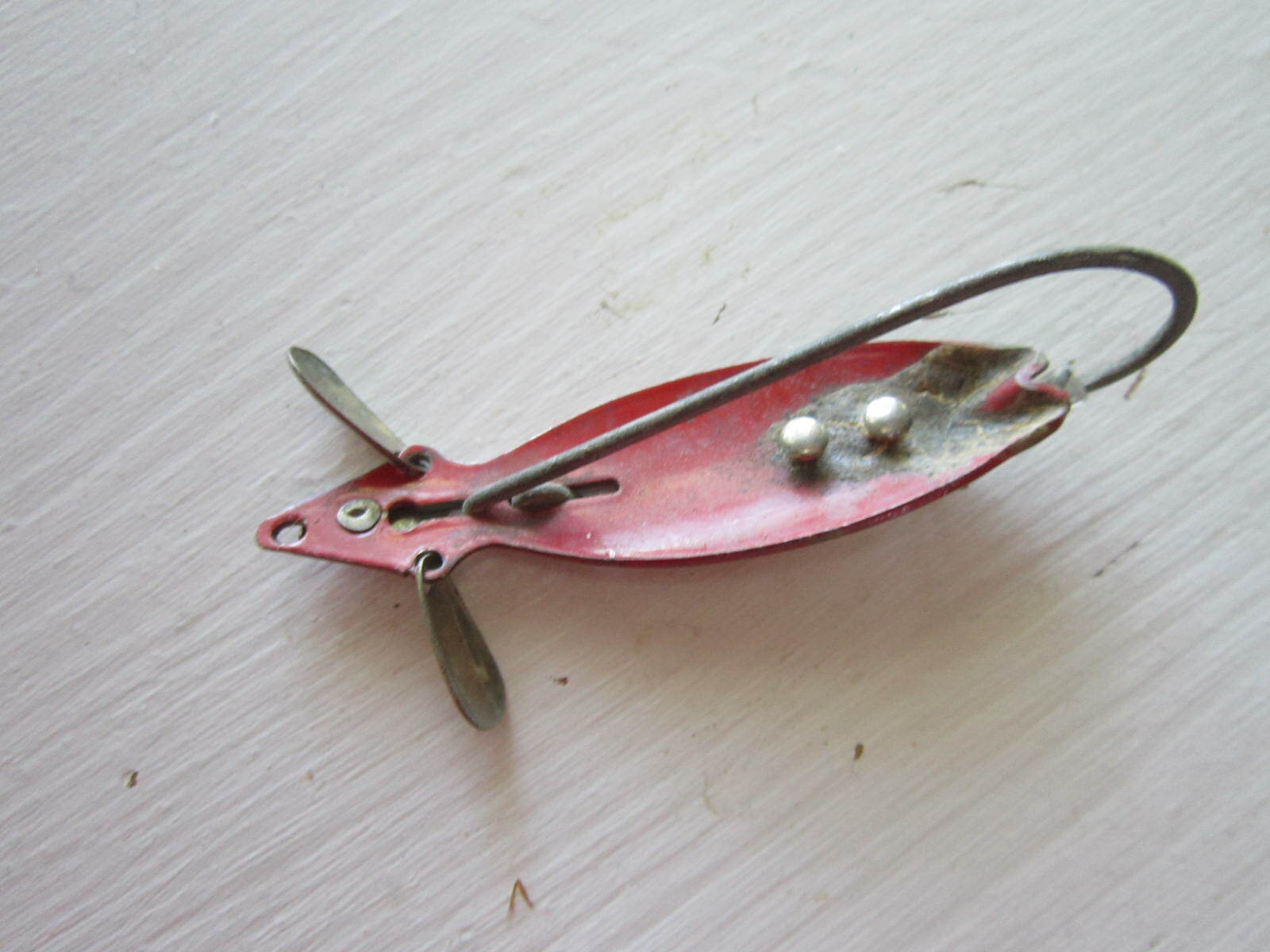 VINTAGE METAL SPRING LOADED SPINNER LURE | eBay