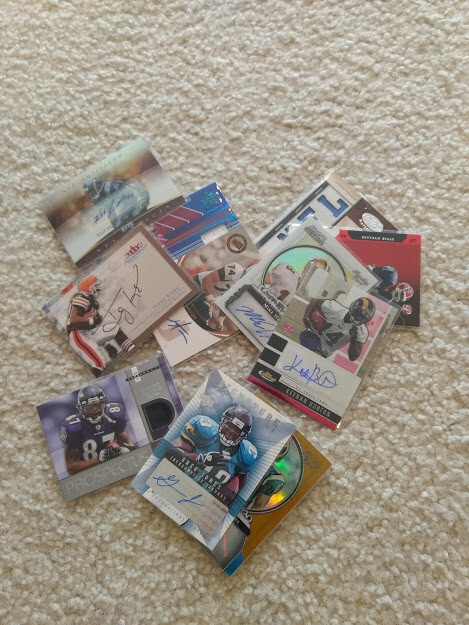 FOOTBALL CARDS AUTO, GU, REFRACTOR, #RD, INSERTS LOT NO COMMONS ...