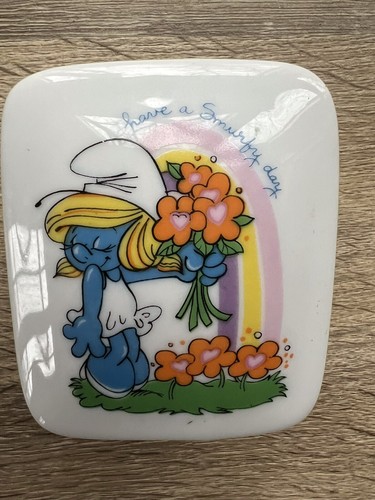 Vintage 1982 Smurf Ceramic/ Porcelain Wallace Berrie & Company Trinket ...