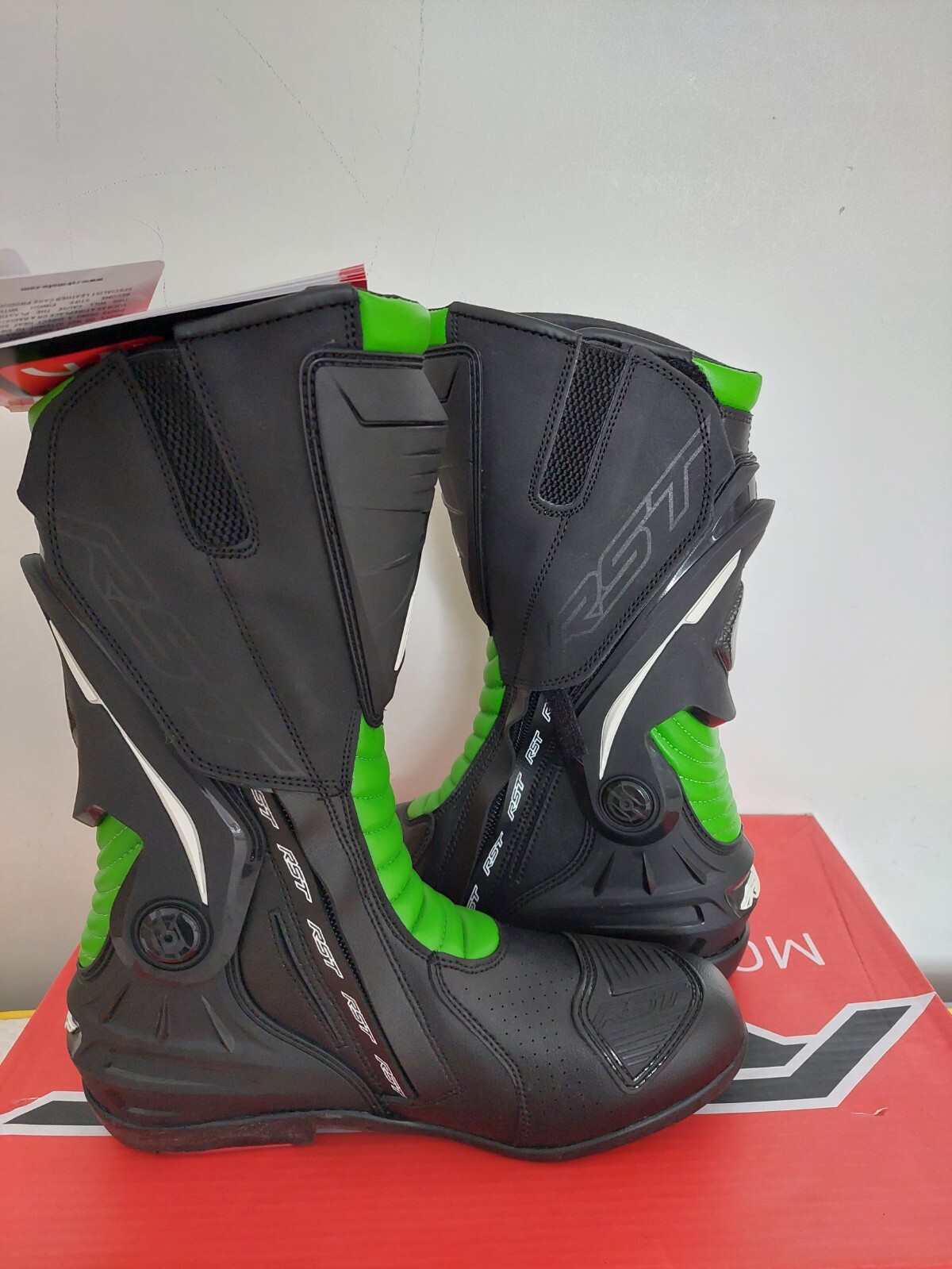RST Tractech Evo 3 CE Boots Motorcycle Motorbike Sport Race Black/Green ...