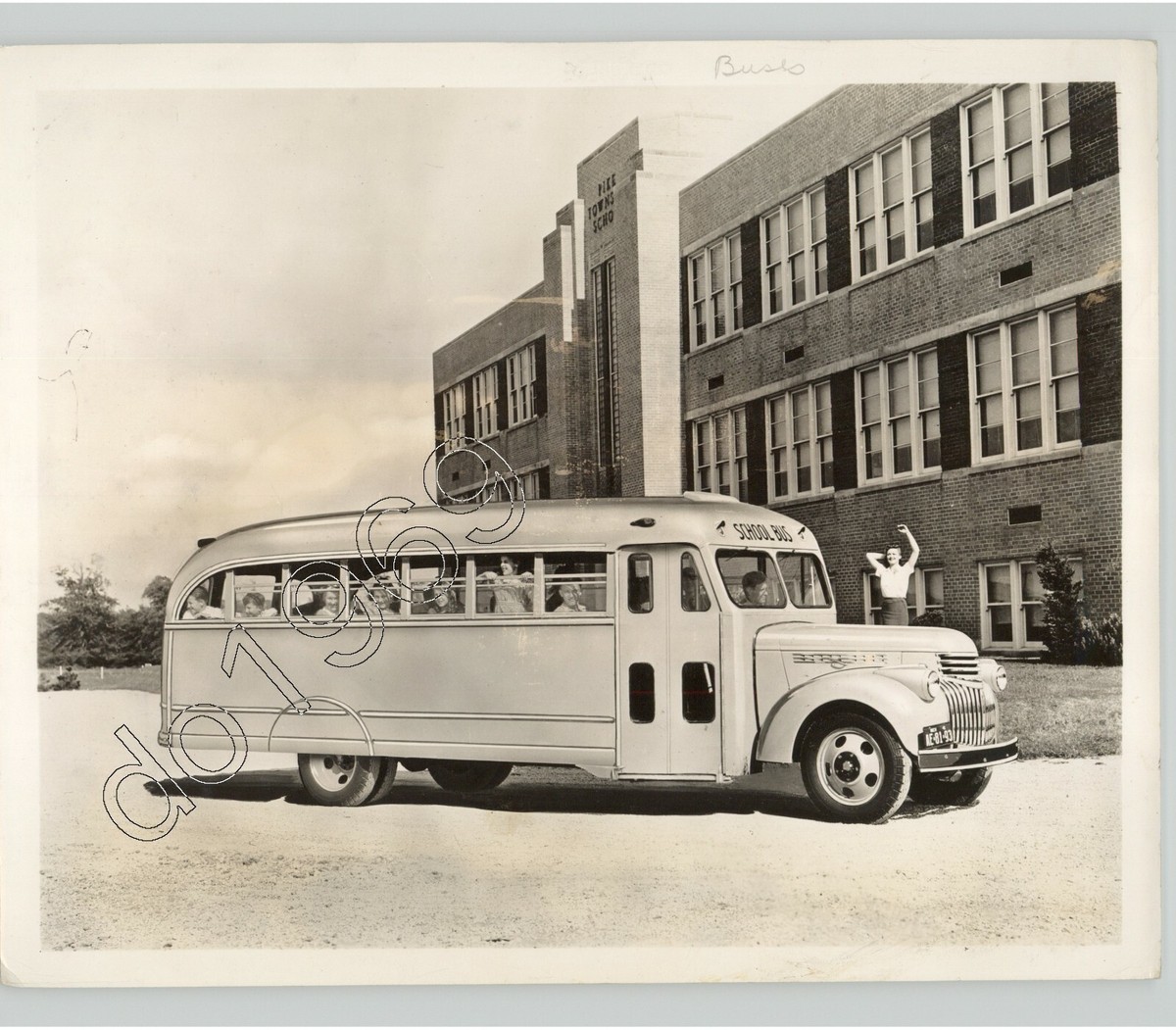 1930s School Buses Riding The Michigan School Bus, 1900 1948: How It