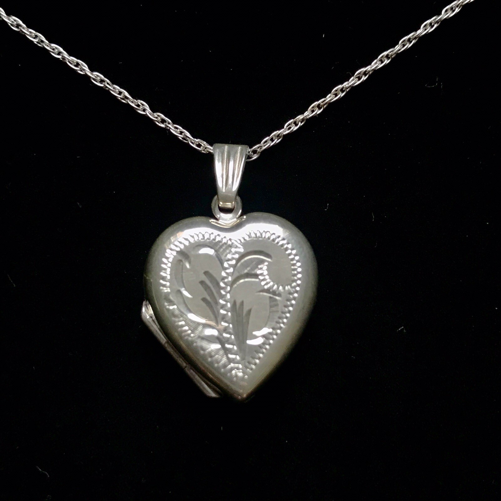 1990 925 Silver Heart Picture Photo Locket Pendant Ne… - Gem