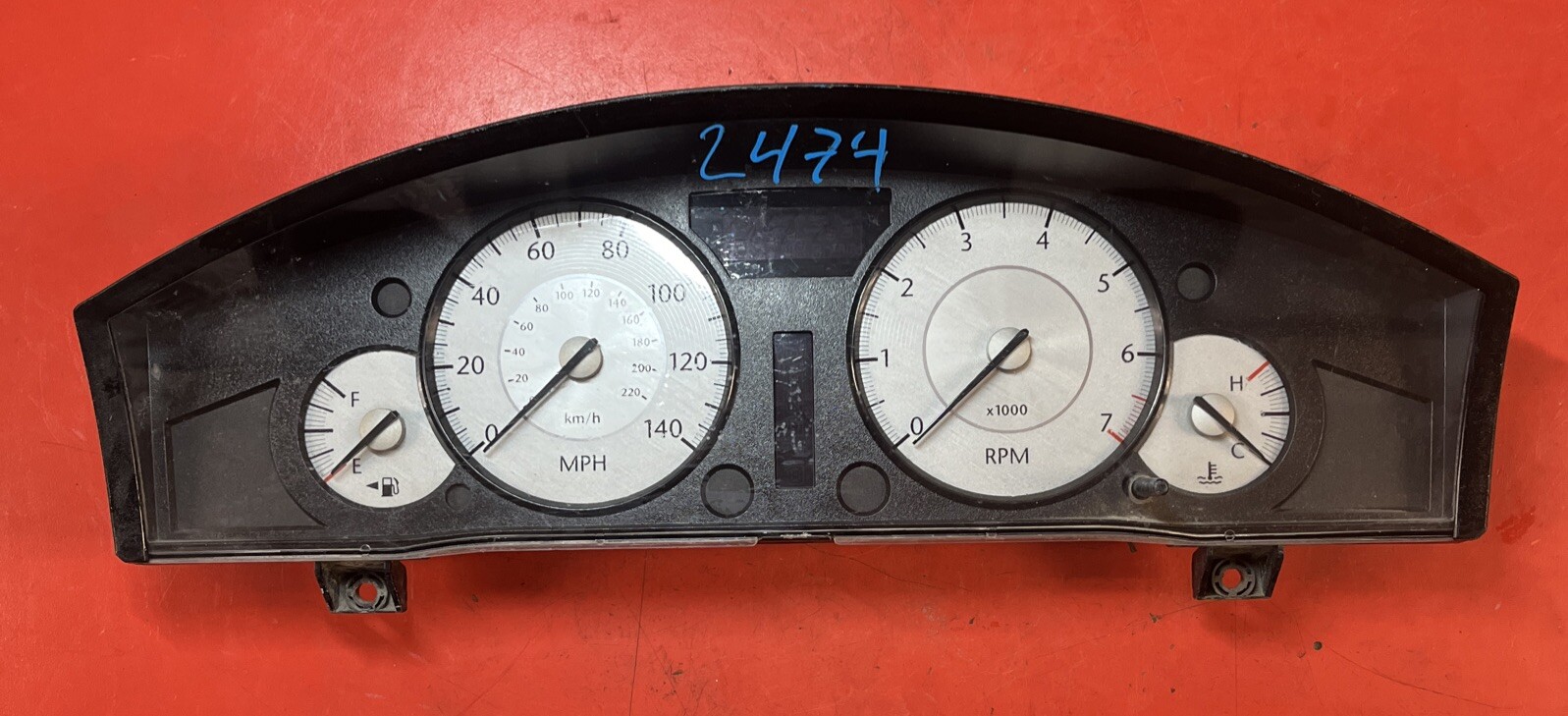 2010 CHRYSLER 300 Speedometer P68060576ac 140mph | eBay