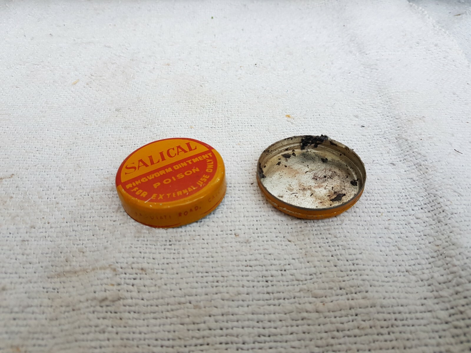1960s Vintage S Dhole Co Kulto Brand Salical Ringworm Ointment Round ...
