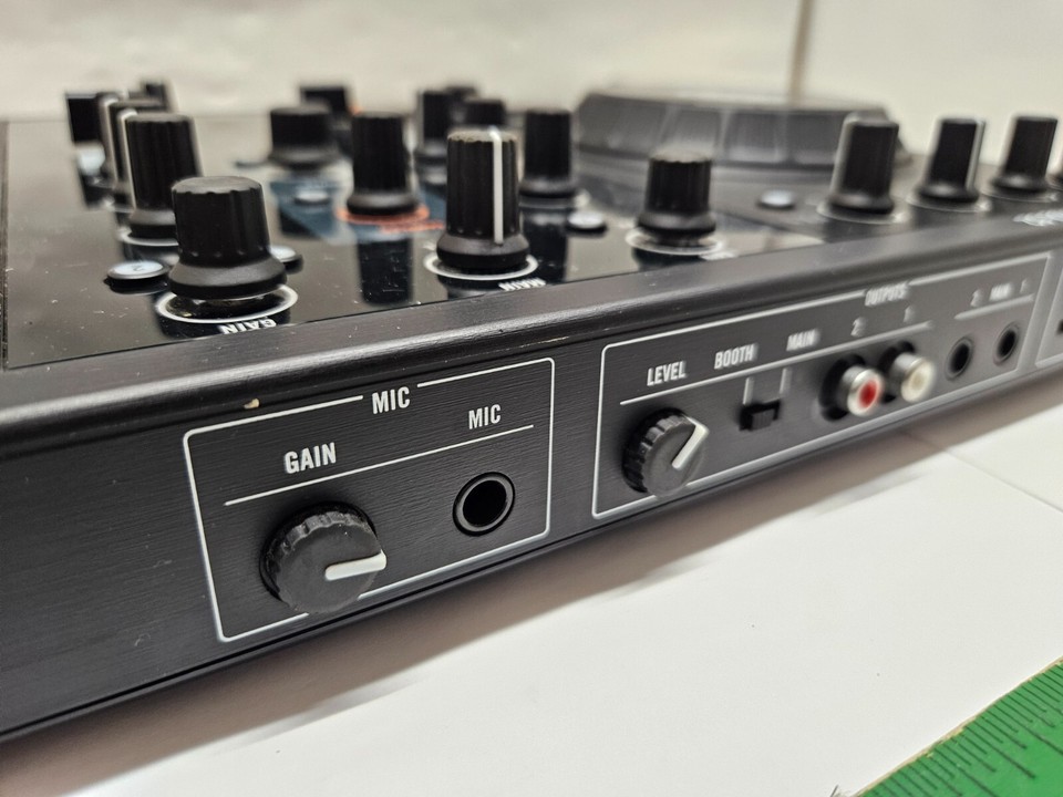 Native Instruments TRAKTOR KONTROL S2 MK1 DJ Controller | eBay