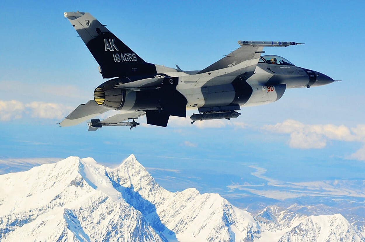 USAF 18th AGGRESSOR SQ-18 AGRS-F-16-Eielson AFB, AK-ORIGINAL AIR FORCE ...