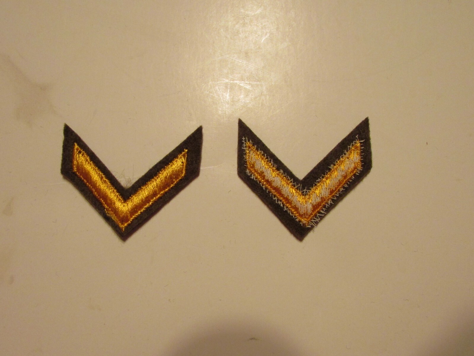 e3026 WW2 US Army Overseas Svc/Wound Chevron for WW1 Vets 6 Mon/1 Wound ...